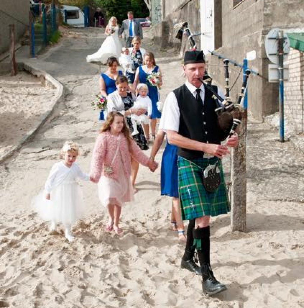 Steve Plumb - Cheshire Based Scottish Bagpiper For Hire